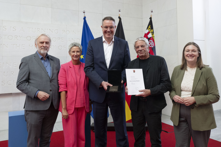 Richard Müller erhält in Mainz die Peter-Cornelius-Plakette - Stadt ...