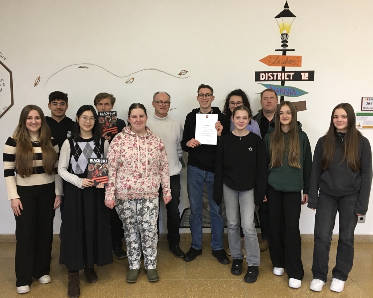 Auszeichnung für die Schülerzeitung 'BlackOut' des ASG - Stadt ...